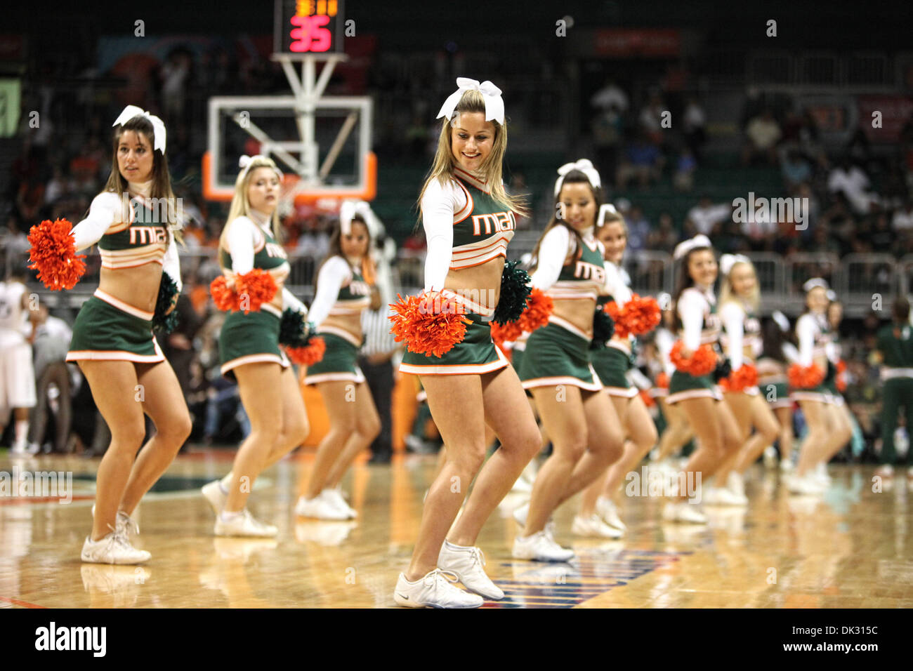 Florida atlantic cheerleaders hi-res stock photography and images - Alamy