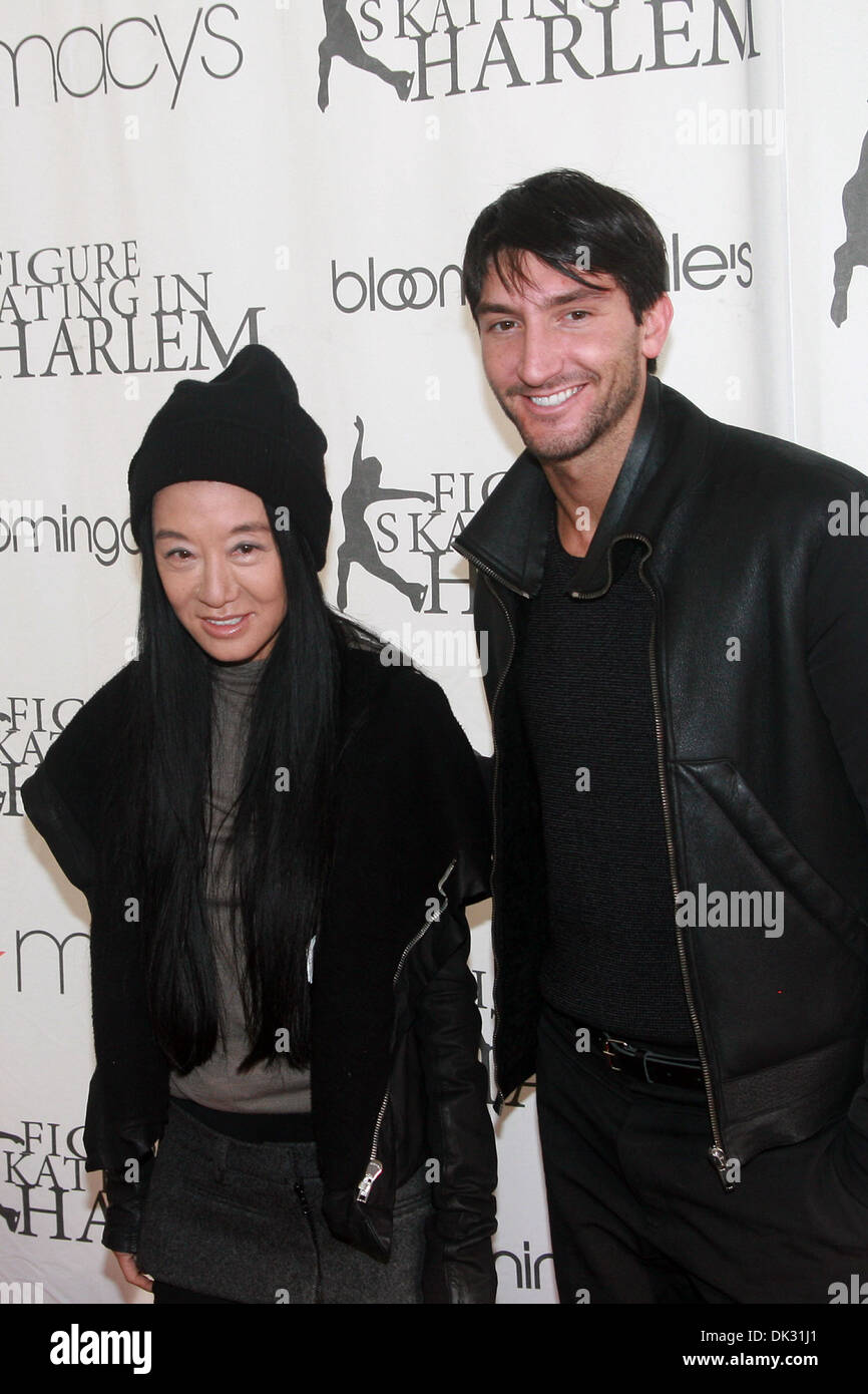 Vera Wang and Evan Lysacek 2012 Skating with Stars gala at Wollman Rink ...