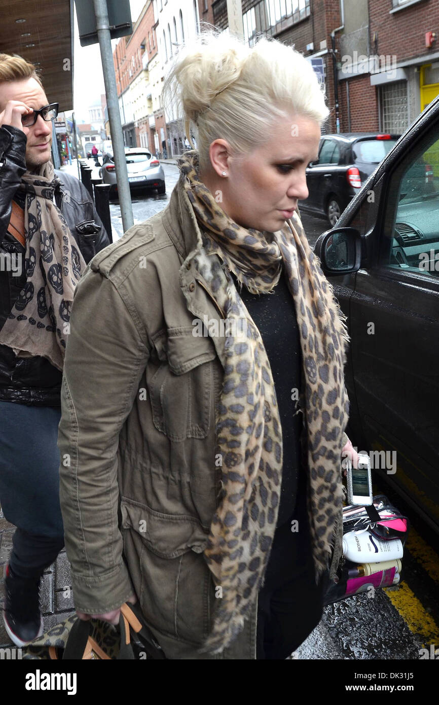 Claire Richards Members of reformed pop group Steps avoid paparazzi as ...