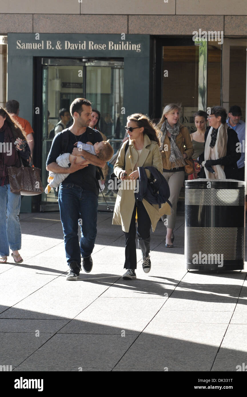 Natalie Portman spotted with husband Benjamin Millepied and son Aleph ...
