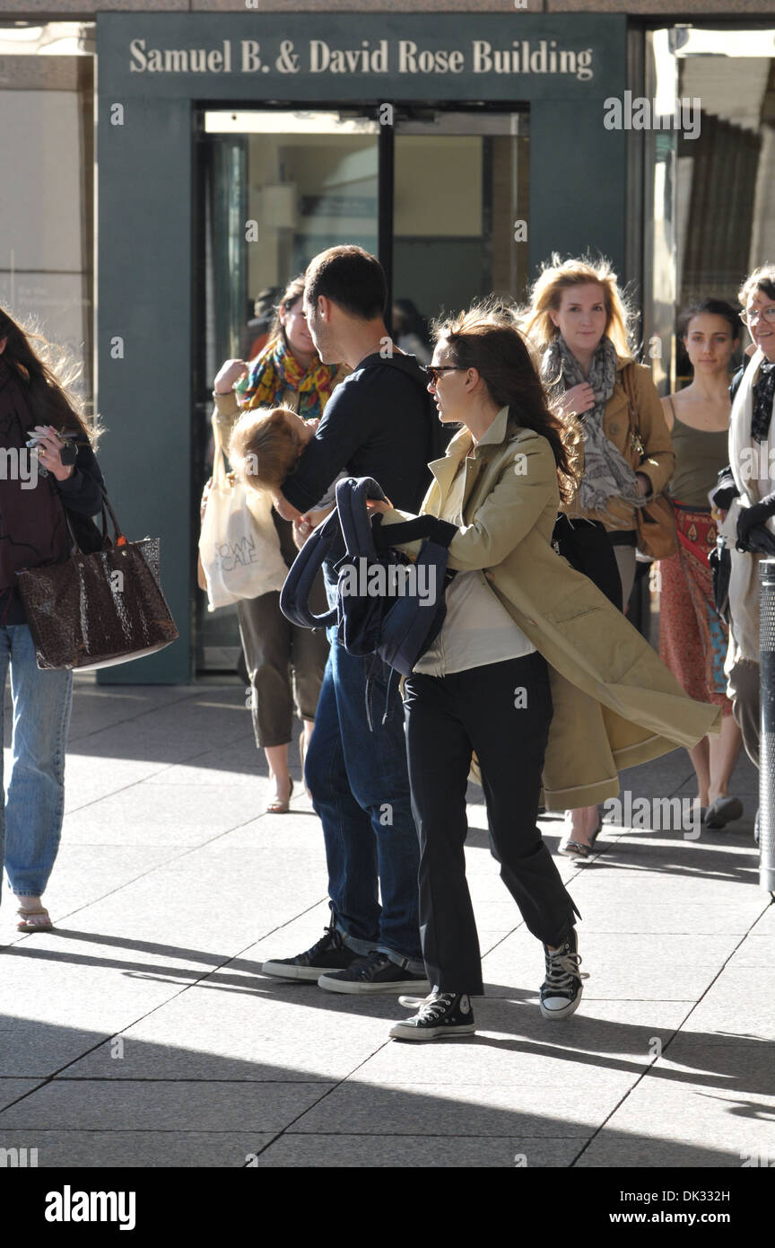 Natalie Portman spotted with husband Benjamin Millepied and son Aleph ...