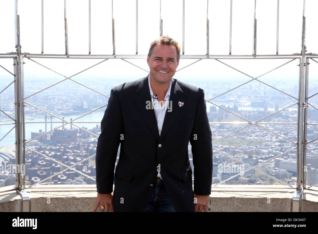 Al Leiter Baseball legends light he Empire State Building red white and ...