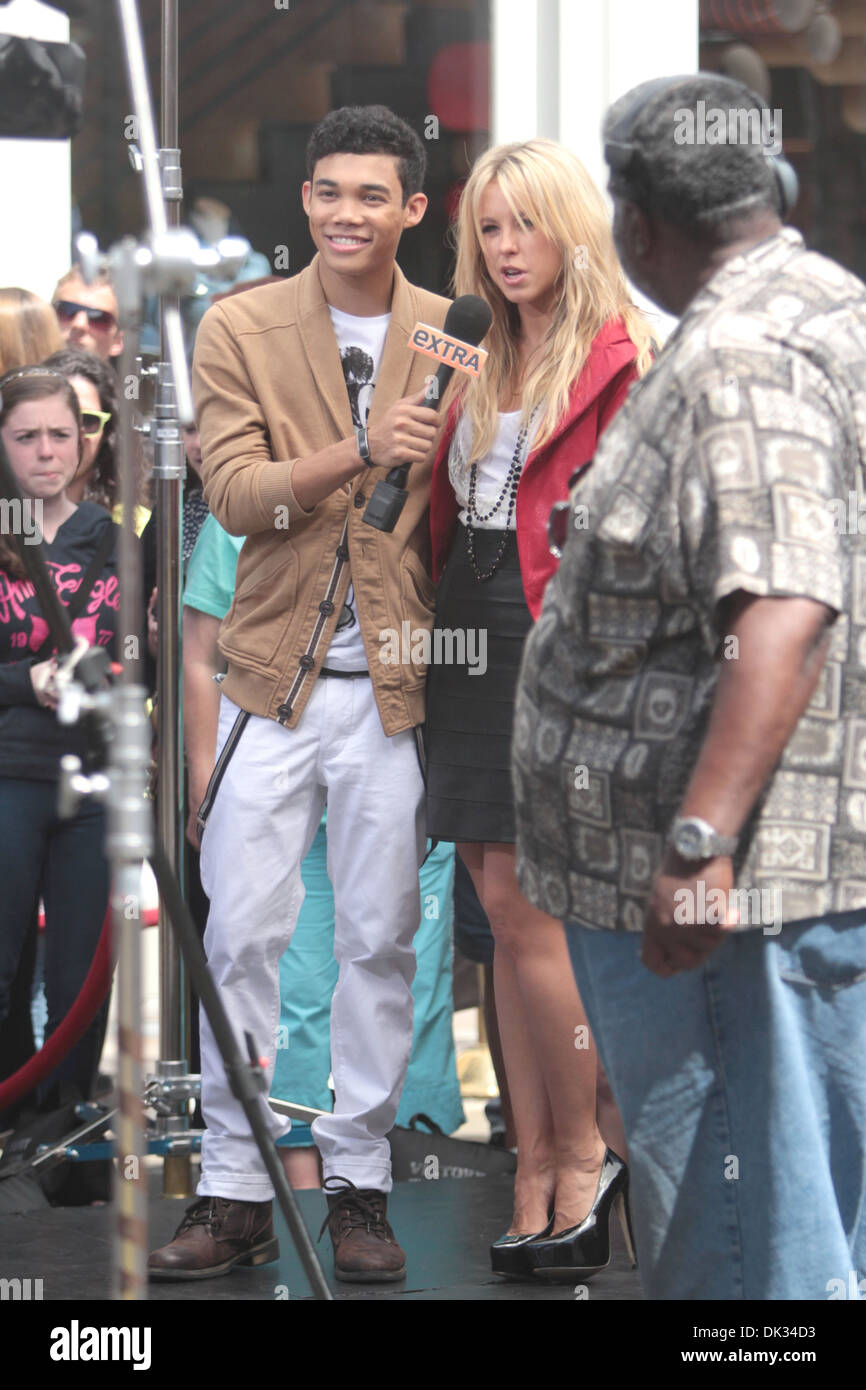 Roshon Fegan And His Girlfriend