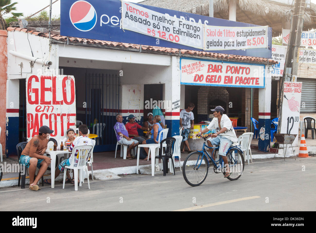 Fortaleza brazil street hi-res stock photography and images - Alamy