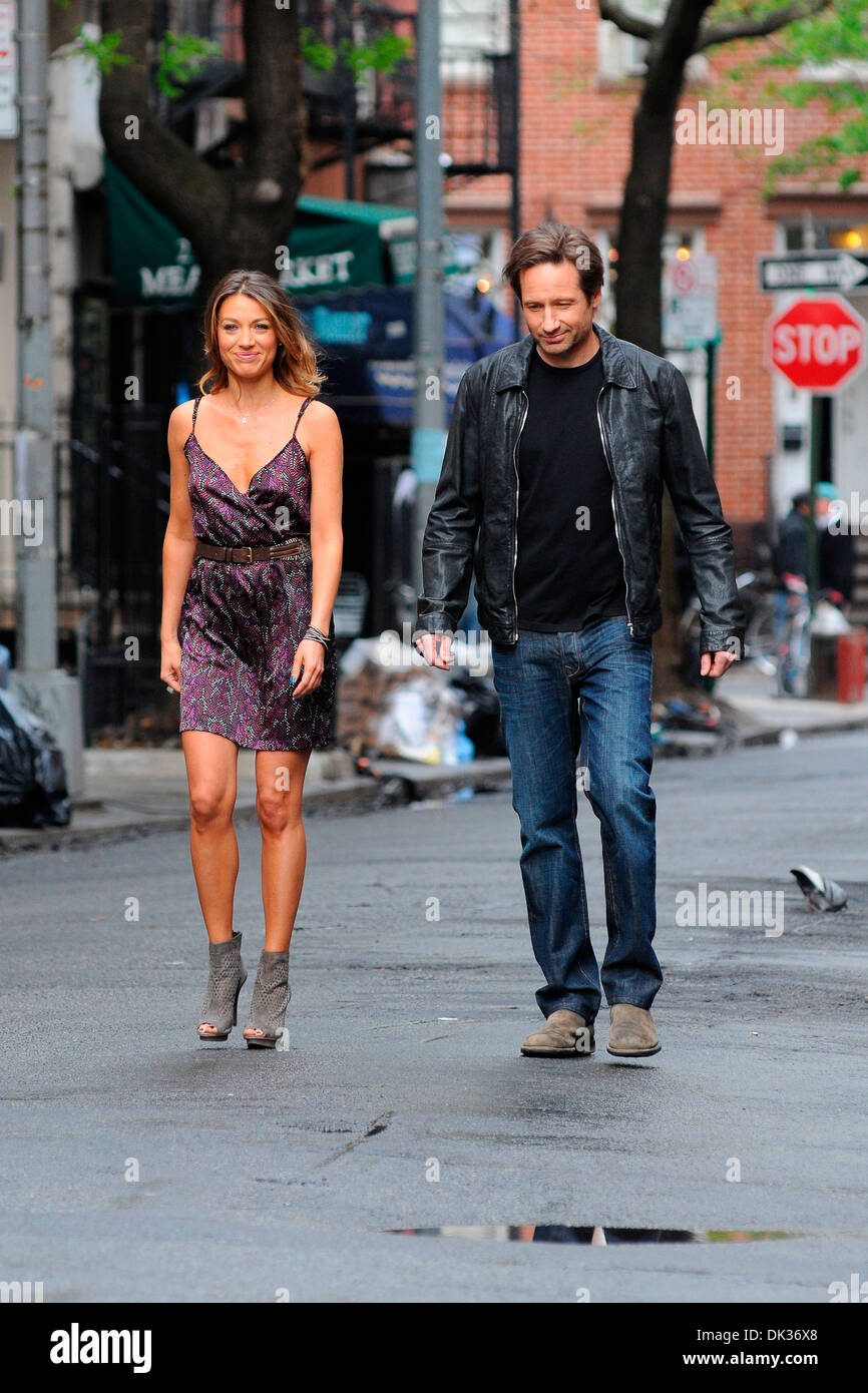 David Duchovny and Natalie Zea seen on set of 'Californication' in ...