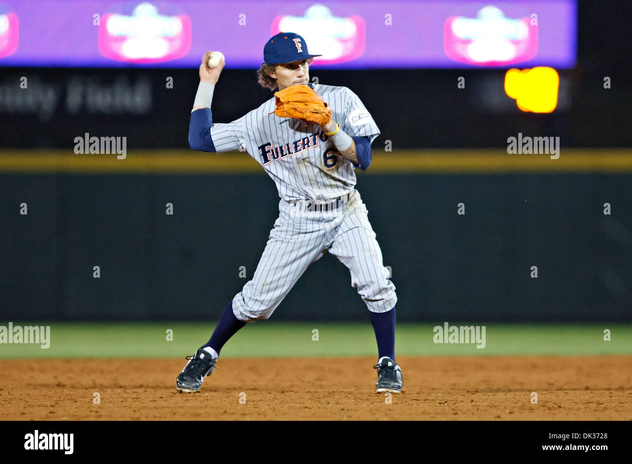 Fort fullerton hi-res stock photography and images - Alamy