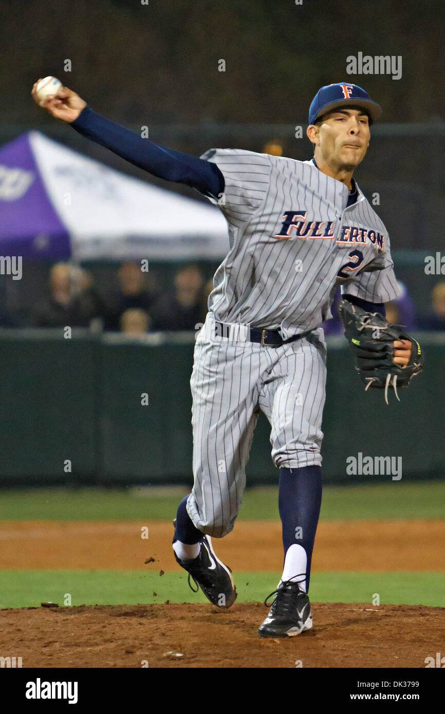 Fort fullerton hi-res stock photography and images - Alamy