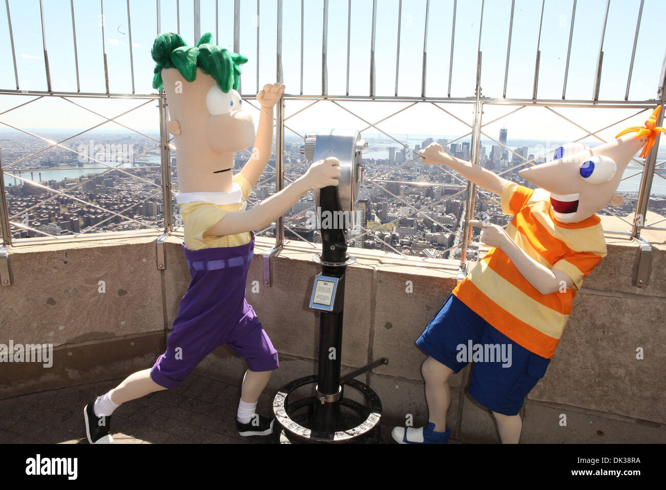 Phineas and Ferb Disney's 'Phineas and Ferb' visit Empire State ...