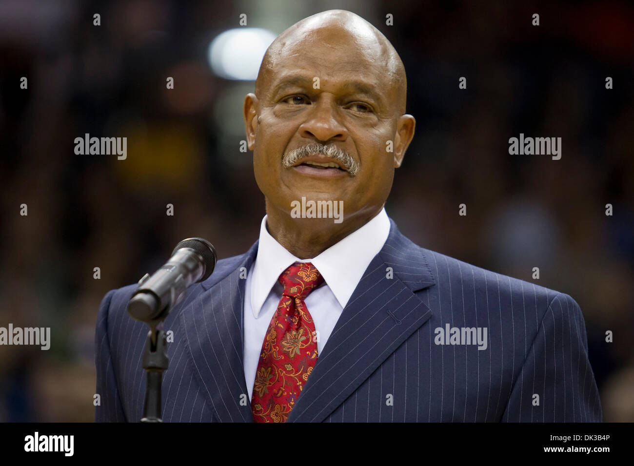 Feb. 26, 2011 - South Bend, Indiana, U.S - Former Irish great Austin ...