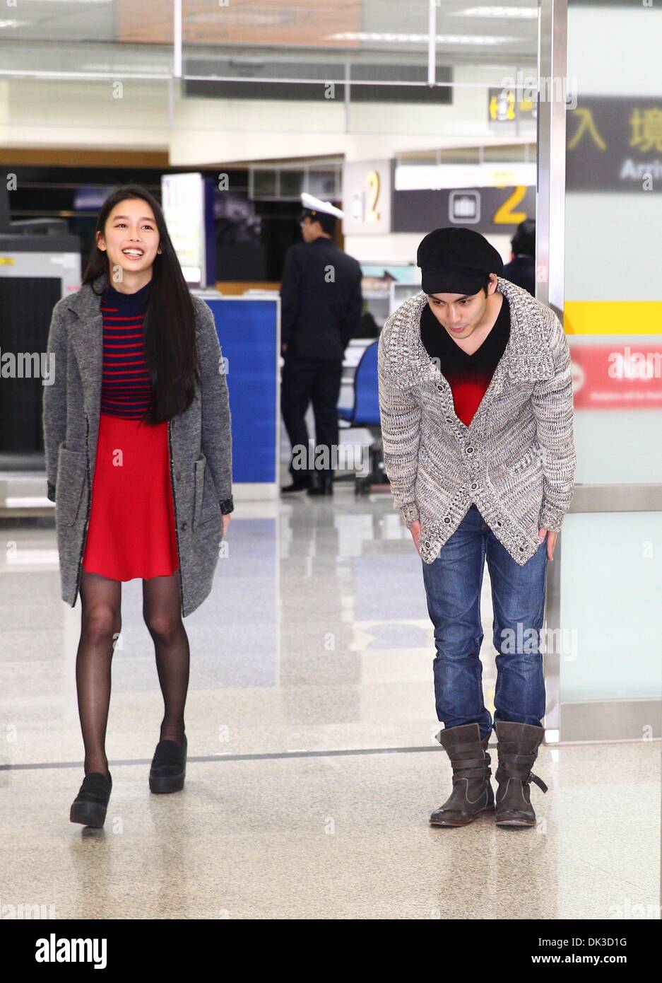 Taipei, Taiwan. 30th Nov, 2013. Japanese actor Yuya Yagara and actress ...