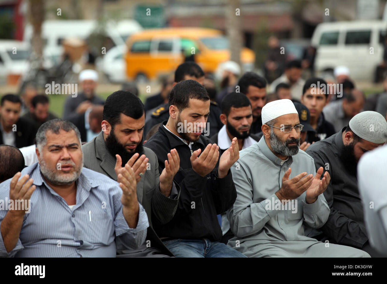 Gaza, Palestinian Territories, . 2nd Dec, 2013. Palestinian Muslim men ...