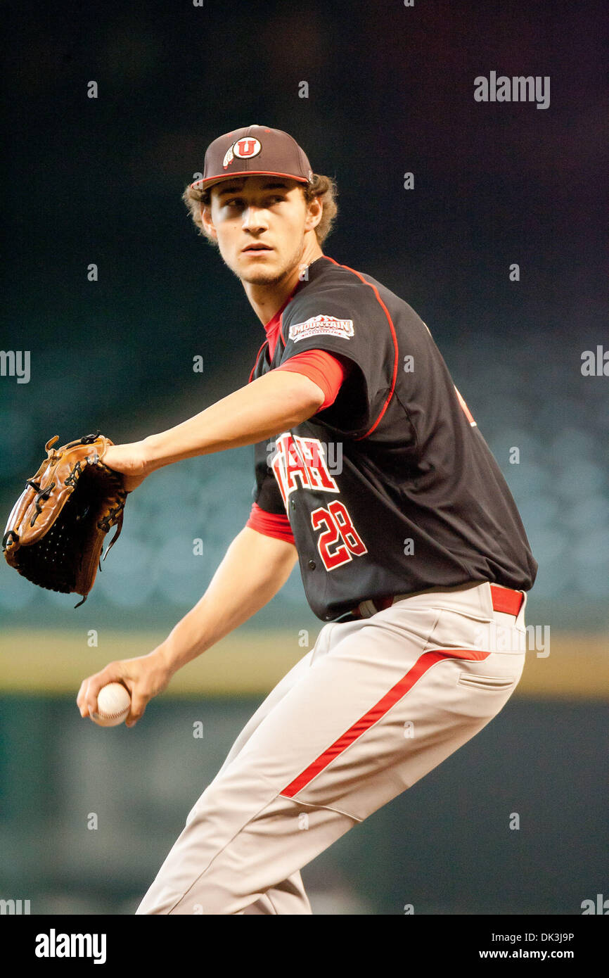 Mar. 5, 2011 - Houston, Texas, U.S - UTES P (28) Zach Adams pitching ...