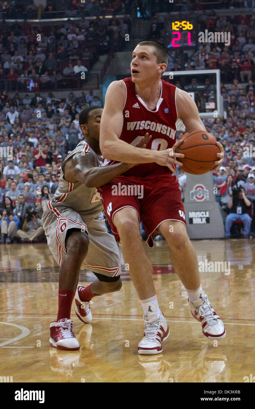 Mar. 6, 2011 - Columbus, Ohio, U.S.A - Ohio State Buckeyes guard David ...