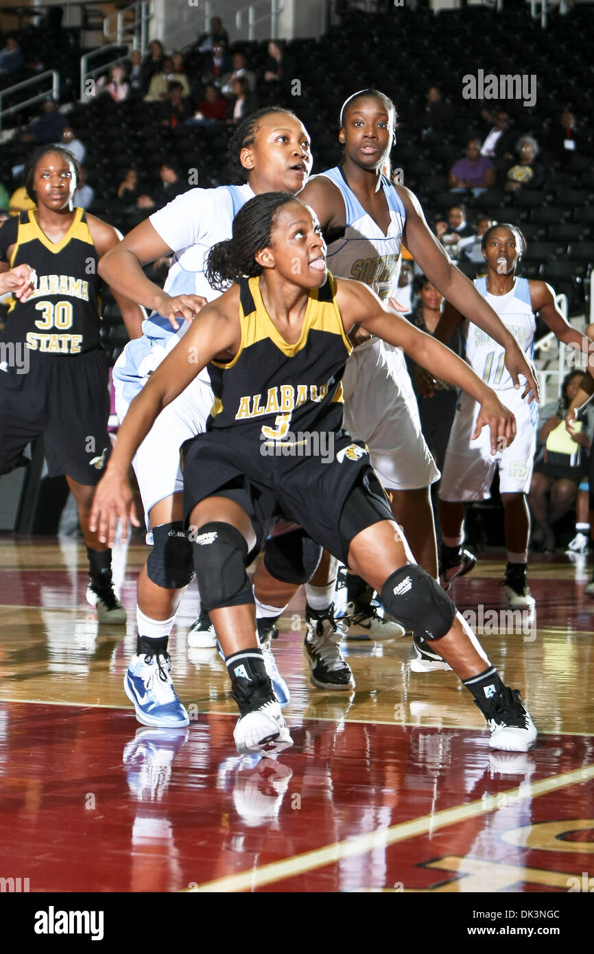 Alabama state lady hornets hi-res stock photography and images - Alamy