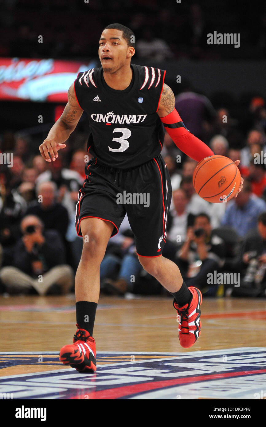 Mar. 10, 2011 - New York, New York, U.S - Cincinnati Bearcats guard ...