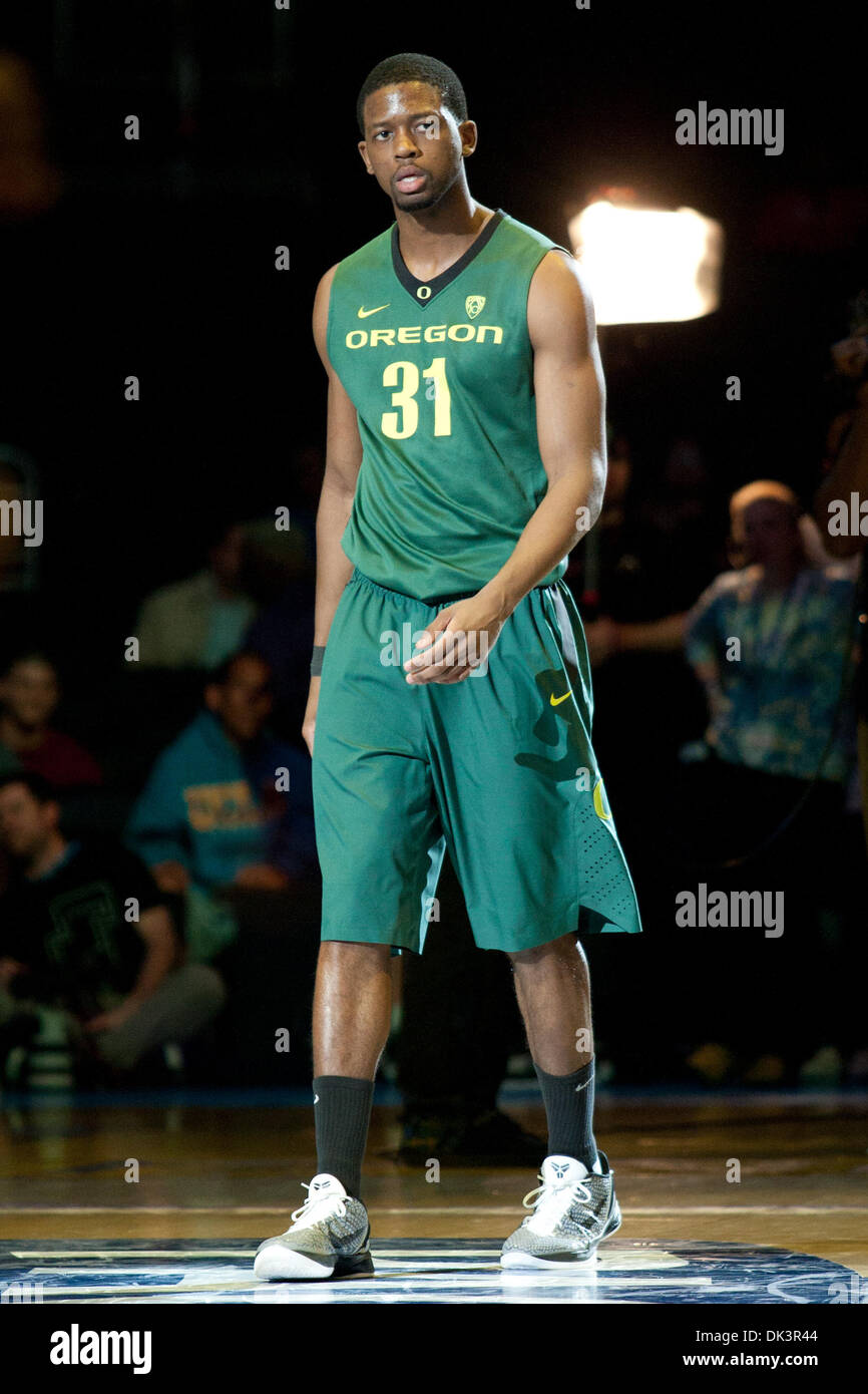 Mar. 10, 2011 - Los Angeles, California, U.S - Oregon Ducks forward ...
