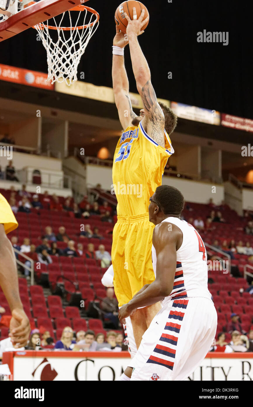 Fresno, CS, USA. 30th Nov, 2013. November 30, 2013 Fresno, CA ...