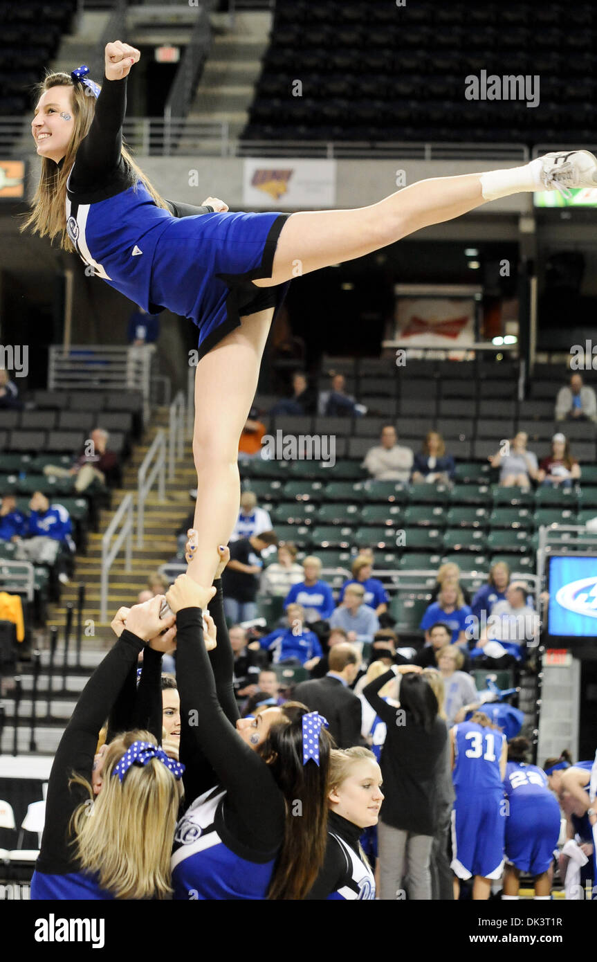 Mar. 11, 2011 - St. Charles, Missouri, U.S - The Drake cheerleaders ...