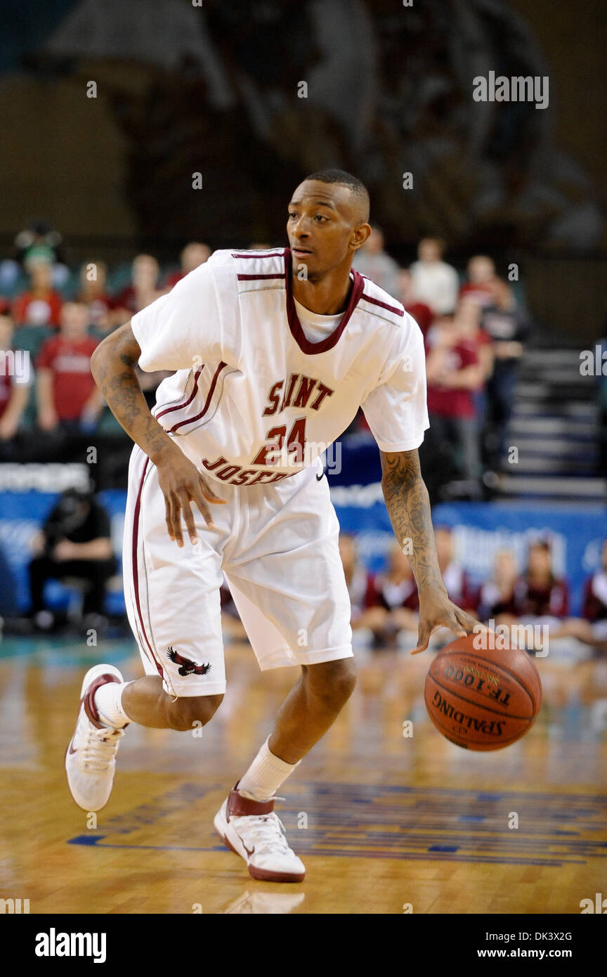 Saint josephs hawks hi-res stock photography and images - Alamy