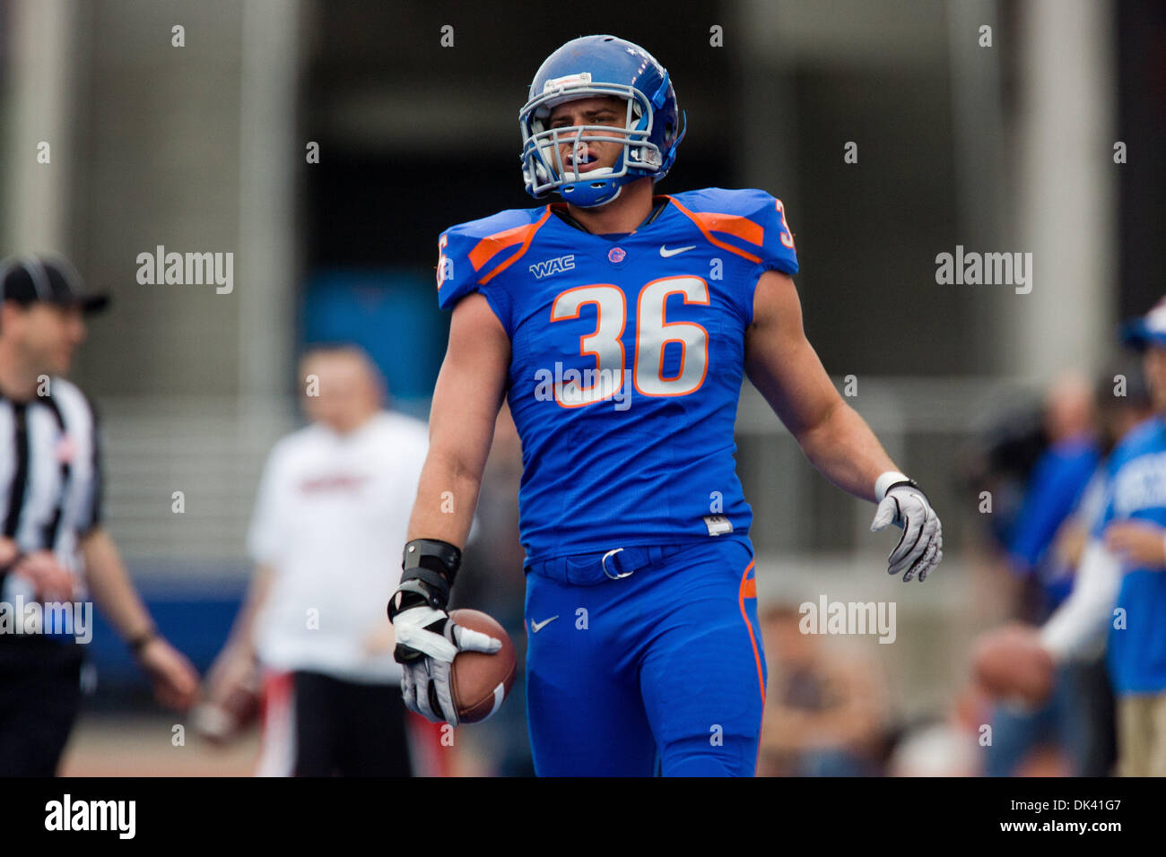 Tevis hi-res stock photography and images - Alamy