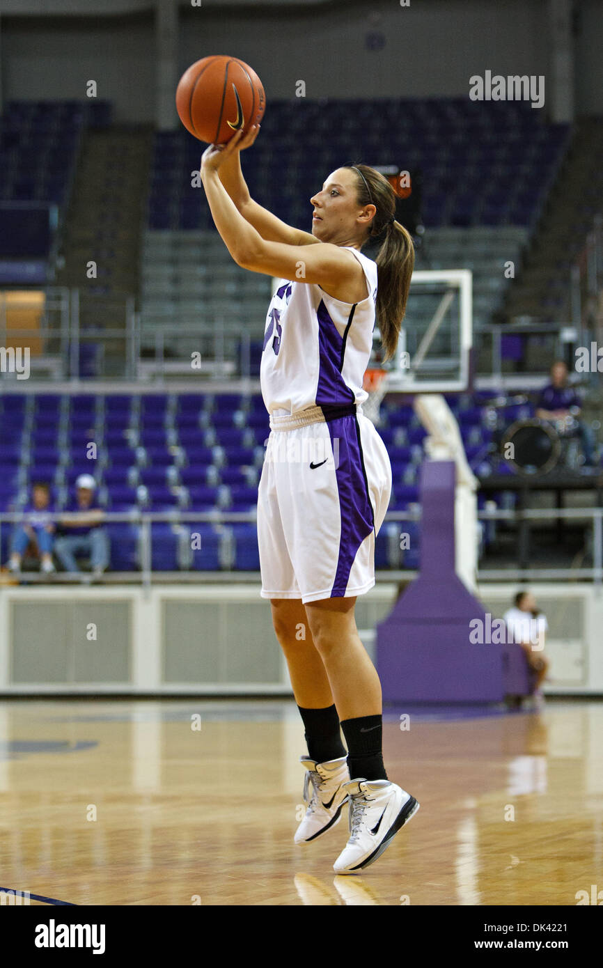 Mar. 17, 2011 - Fort Worth, Texas, US - TCU Horned Frogs Guard Emily ...