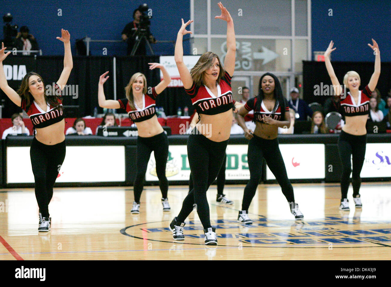 Mar. 19, 2011 - Oshawa, Ontario, Canada - The Toronto Raptor's Dance ...