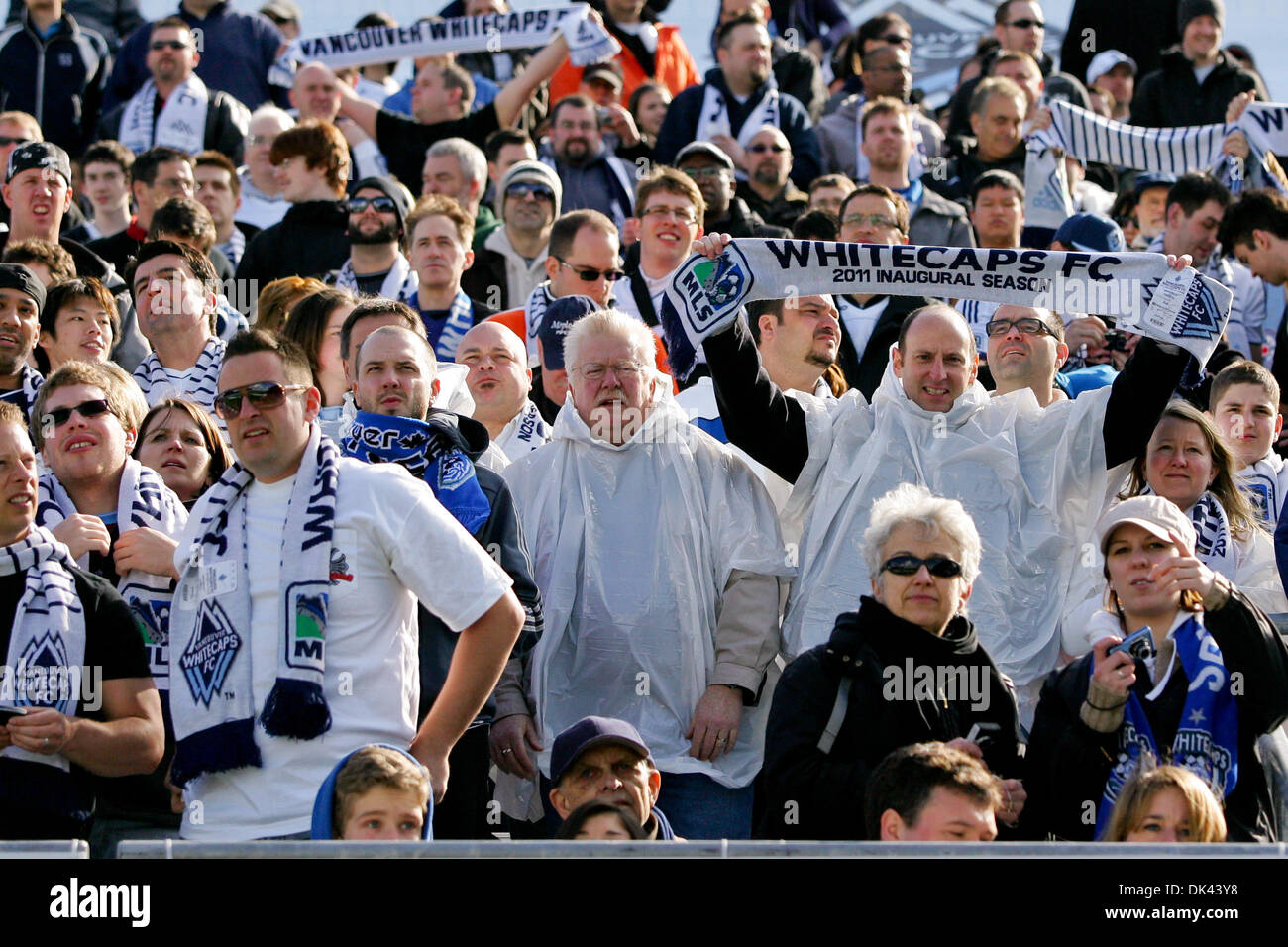 Canada fans show their support hi-res stock photography and images - Alamy