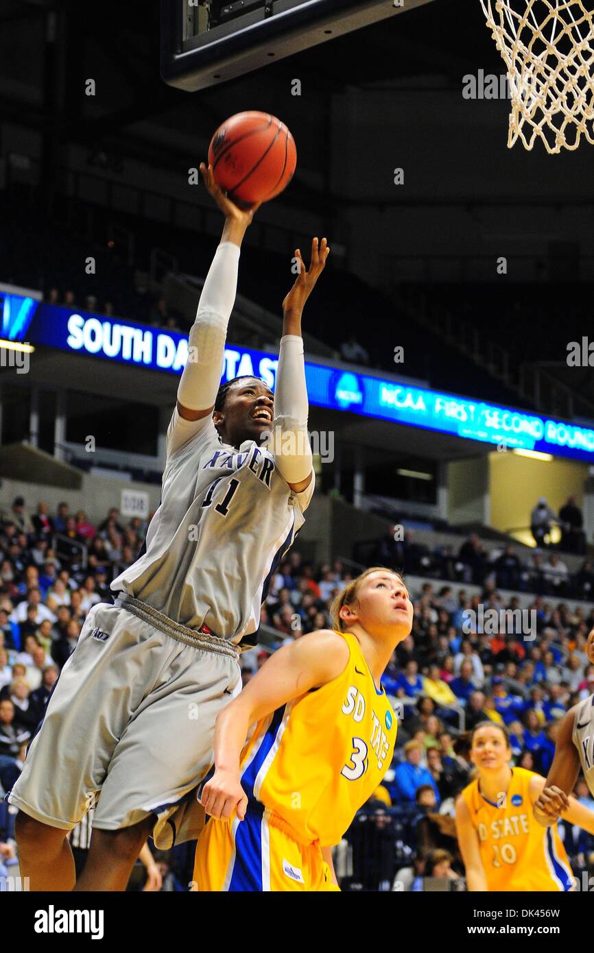 72 20 1 2 hi-res stock photography and images - Alamy