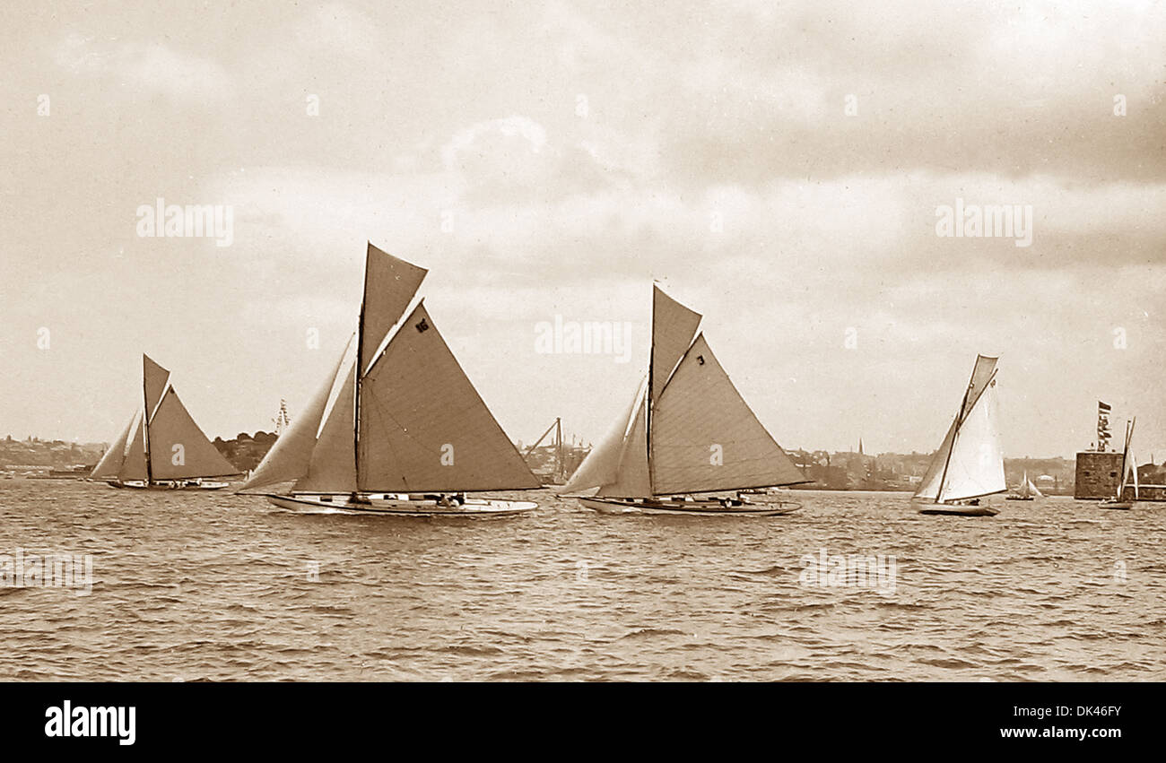 Victorian boat racing hi-res stock photography and images - Alamy