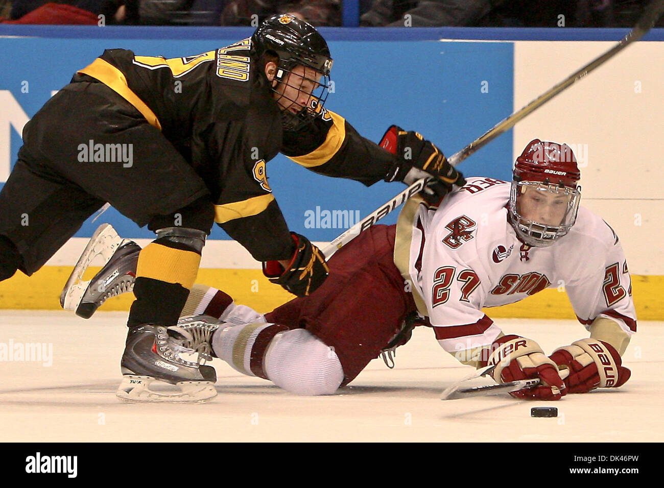 Colorado eagles hockey hi-res stock photography and images - Alamy