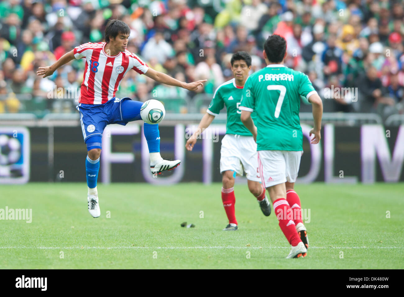 Mar. 26, 2011 - Oakland, California, U.S - Paraguay striker Marcelo ...