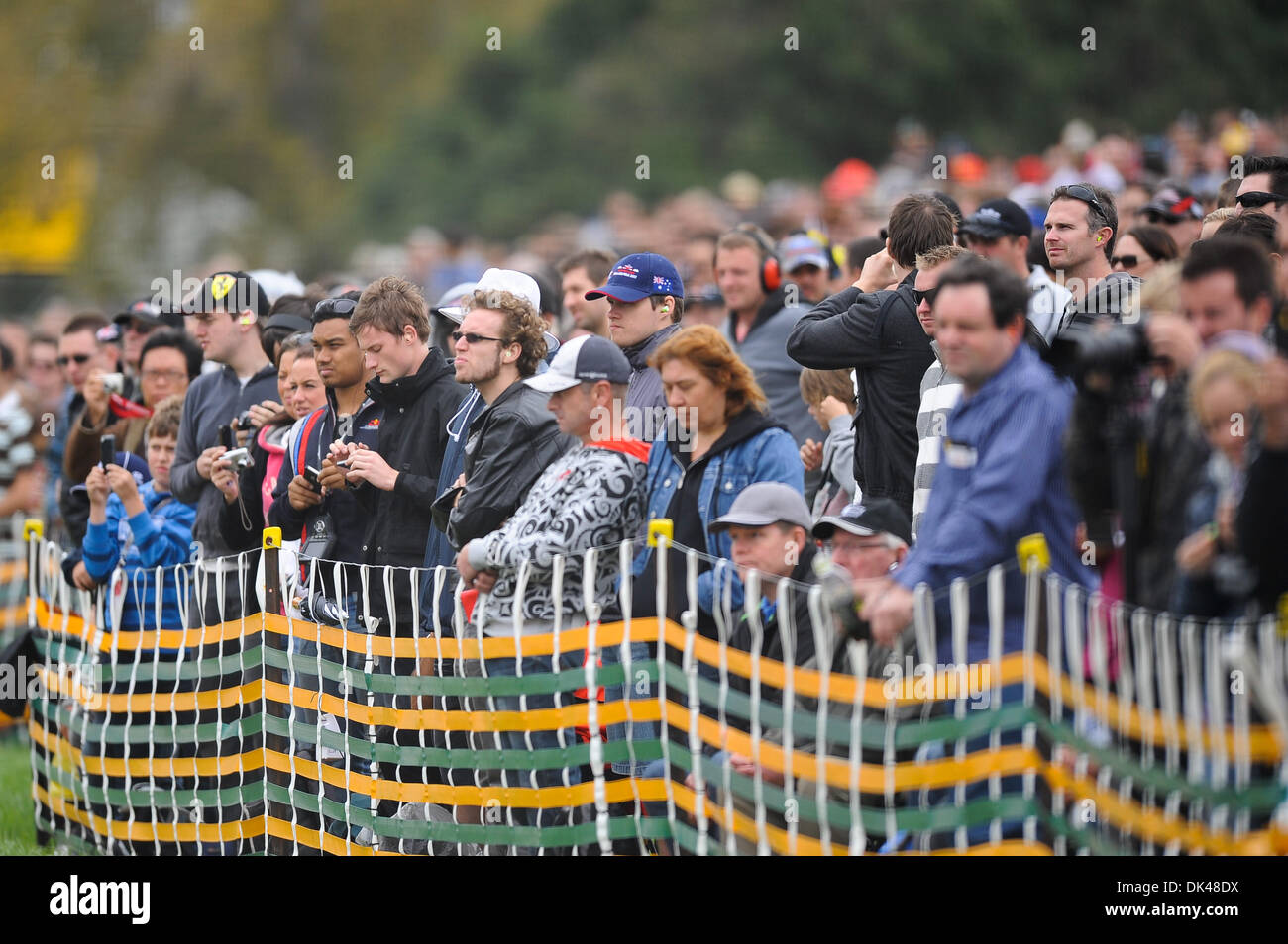 Australian grand prix crowd hi-res stock photography and images - Alamy