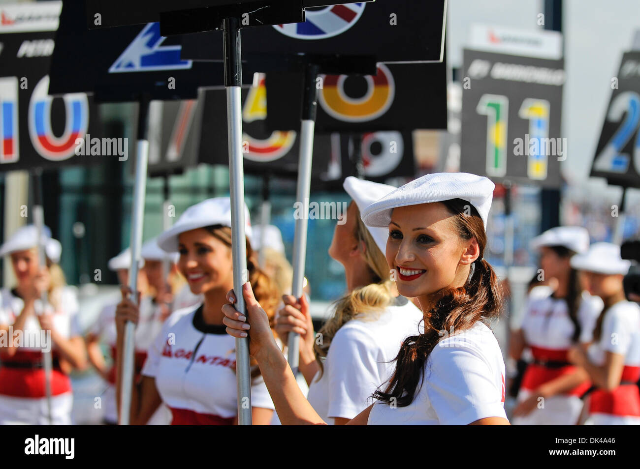 Grid girls australian grand prix albert park hi-res stock photography ...