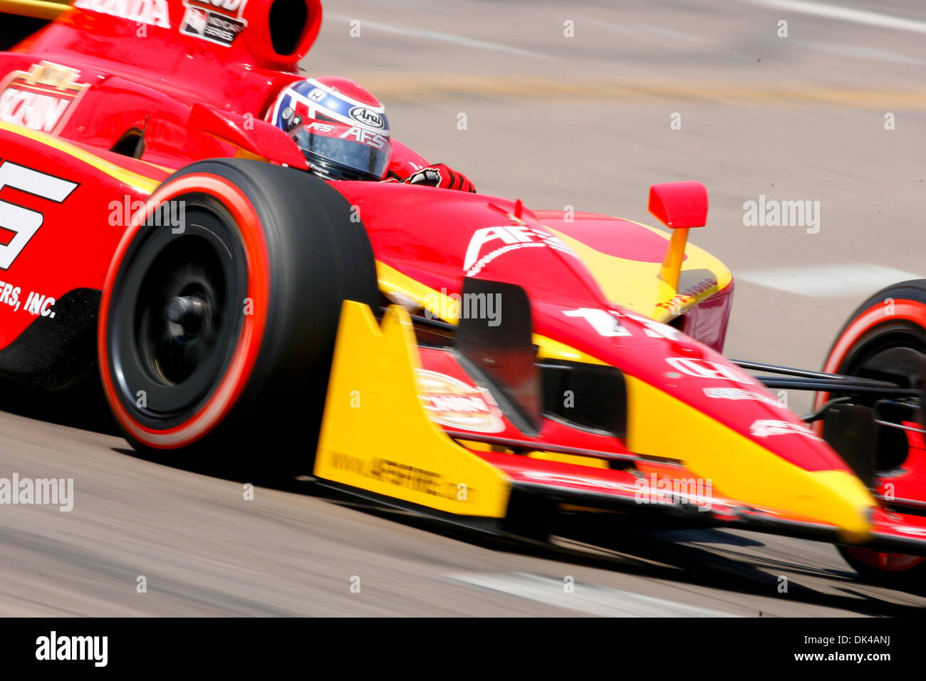 Mar. 27, 2011 - St.Petersburg, Florida, U.S - IZOD IndyCar driver ...