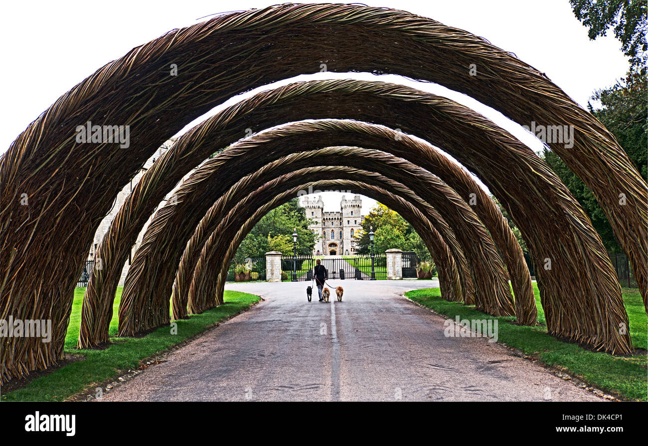 Six willow arches in front of Windsor castle, diamond jubilee of Queen ...