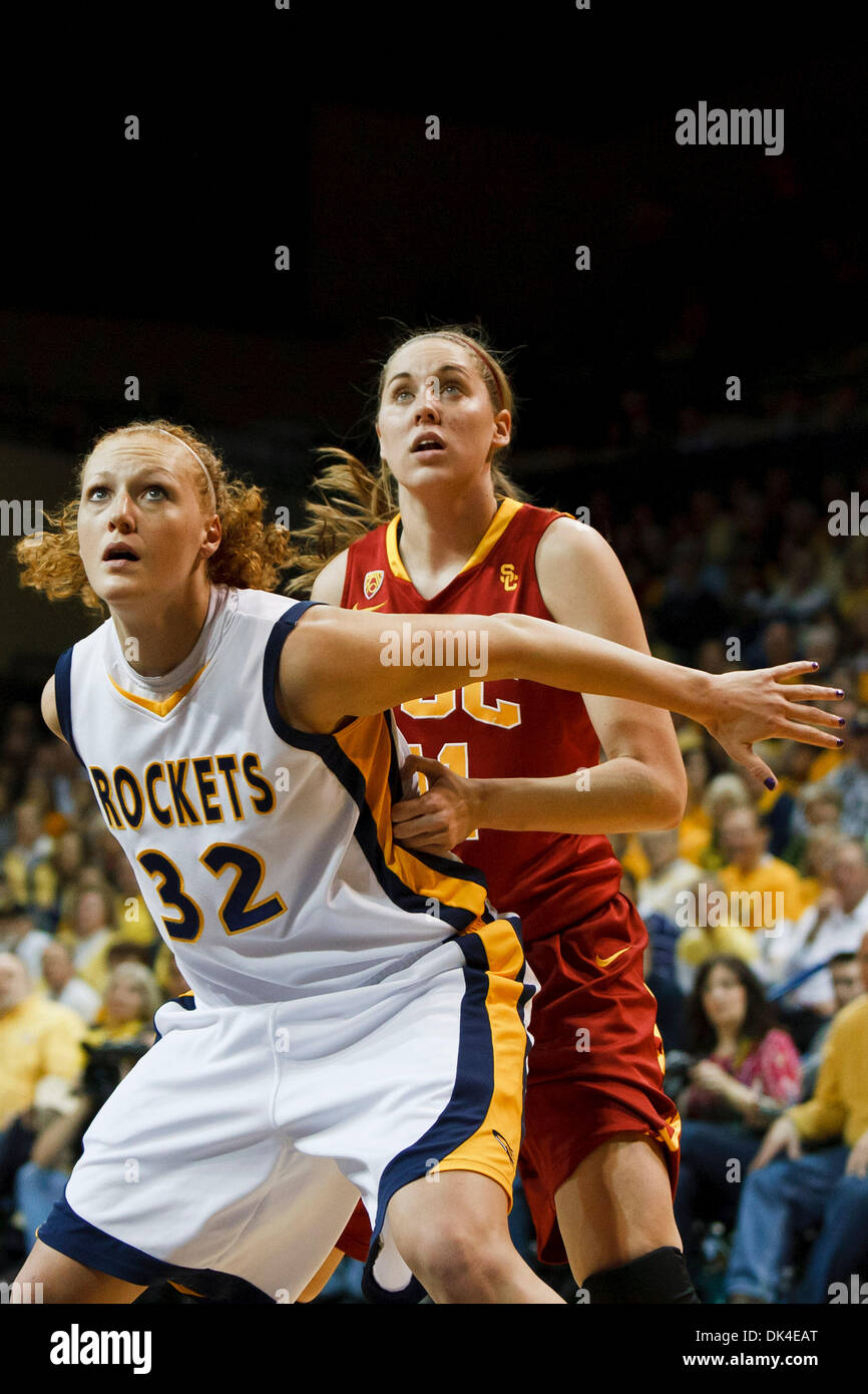 Womens national invitational tournament hi-res stock photography and ...