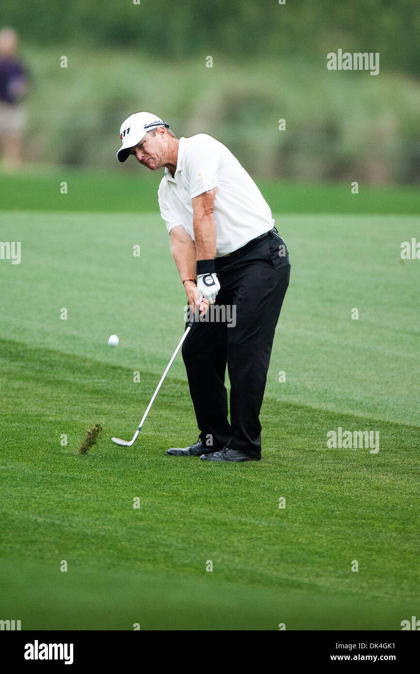 Apr. 3, 2011 - Humble, Texas, U.S - Scott Verplank at No. 12 hole tied ...
