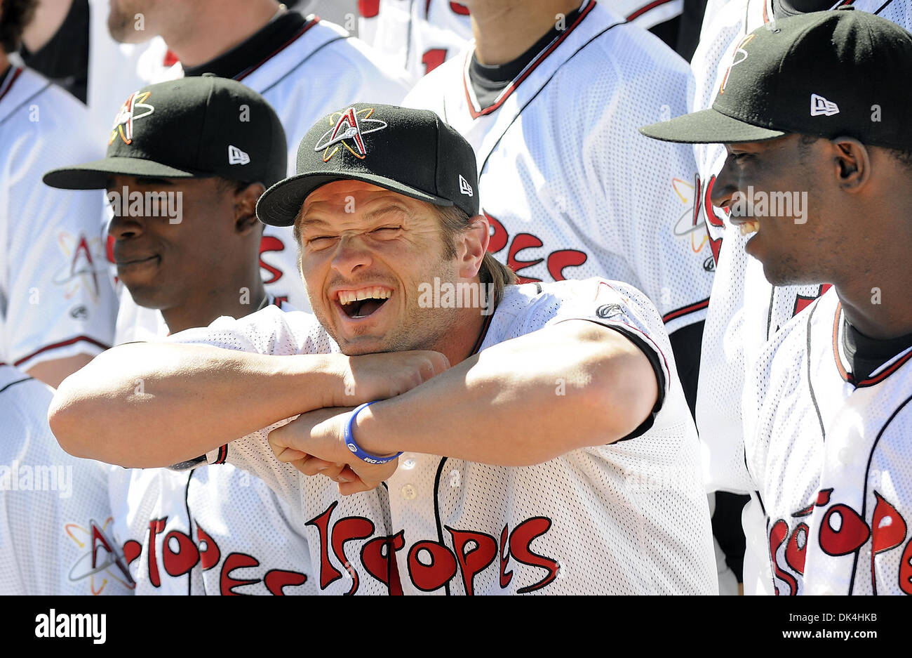 Isotopes Baseball Logo