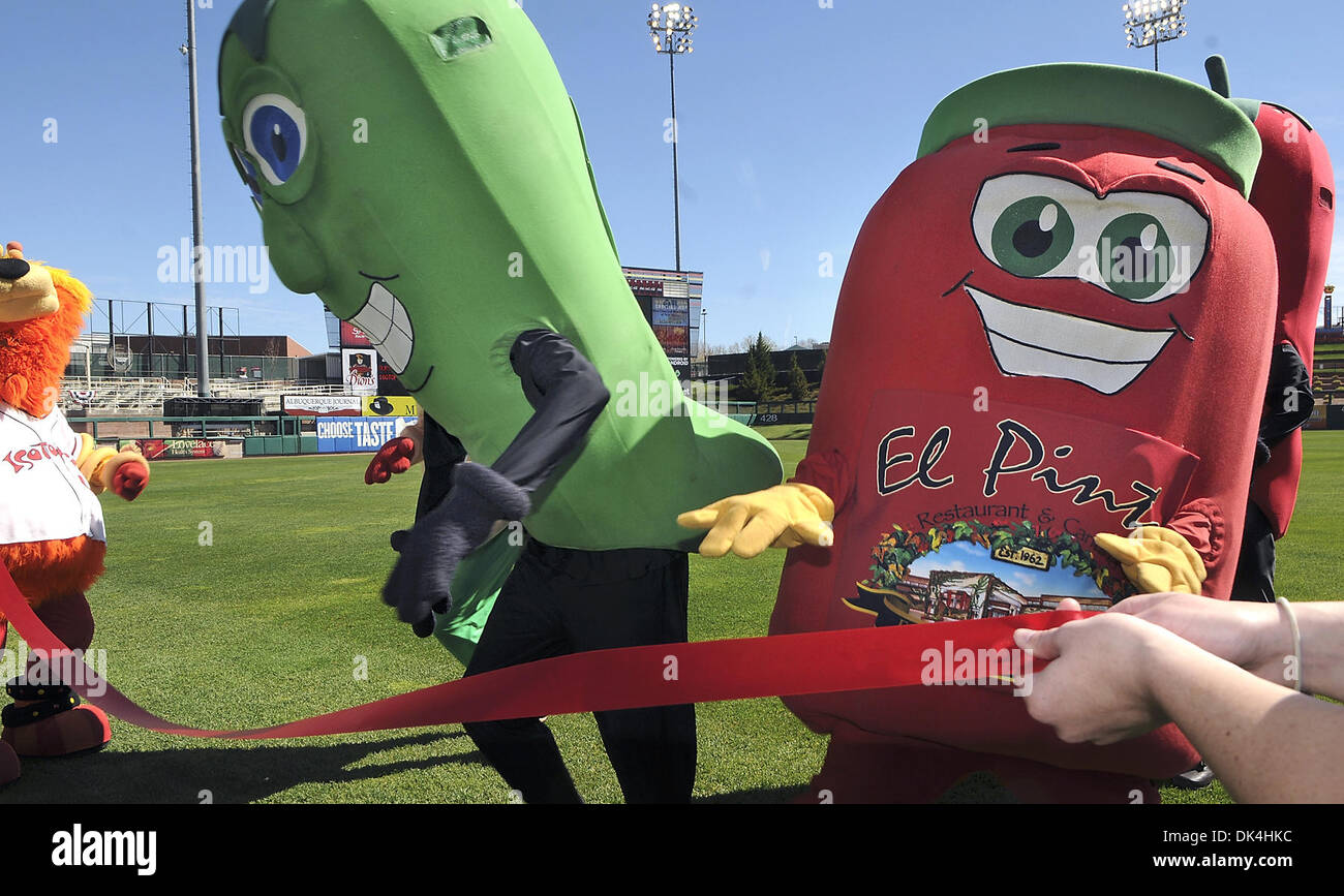 El pinto restaurant hi-res stock photography and images - Alamy