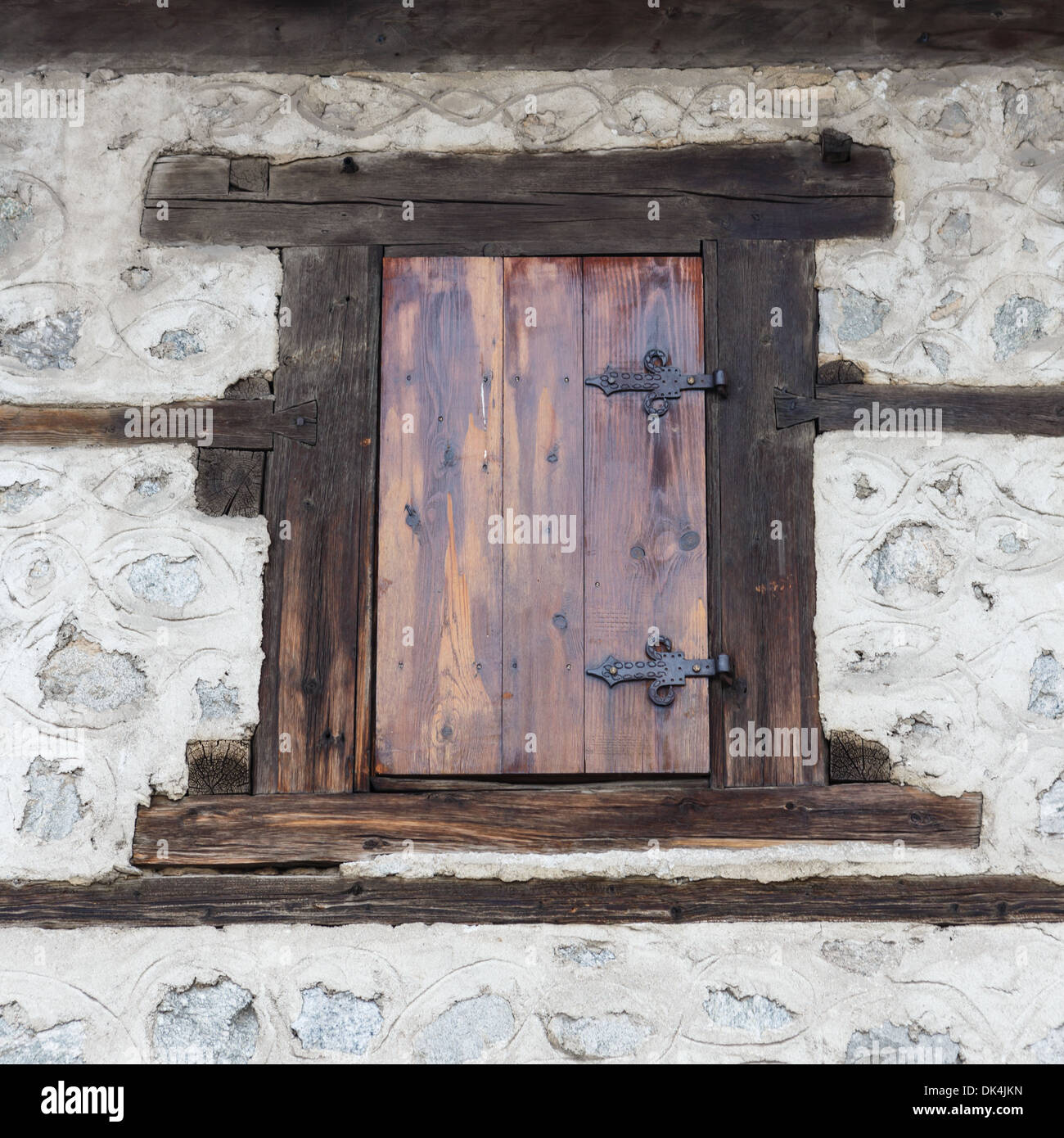 Old windows wooden shutters hi-res stock photography and images - Alamy