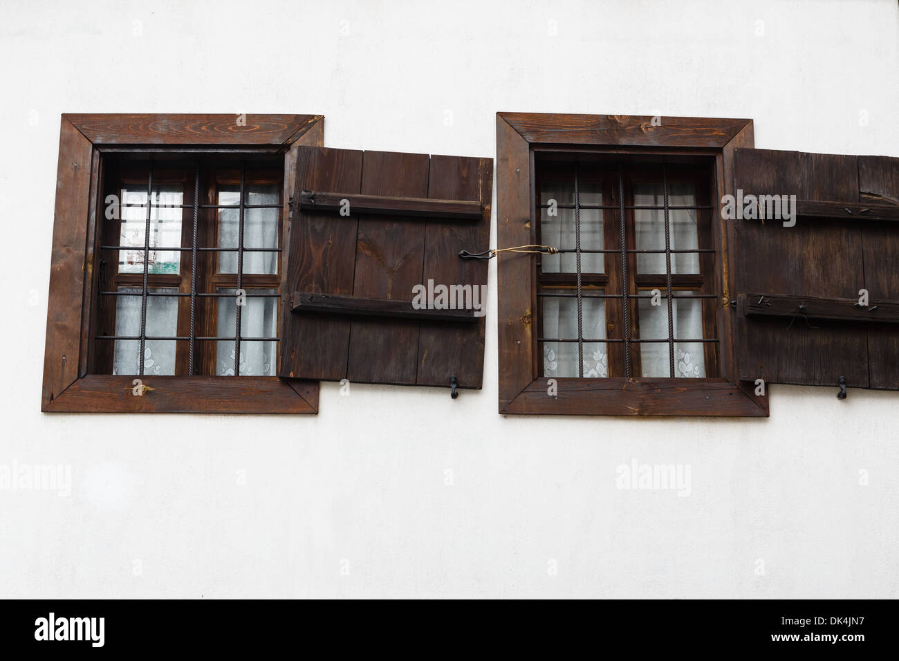 Wooden windows hi-res stock photography and images - Alamy