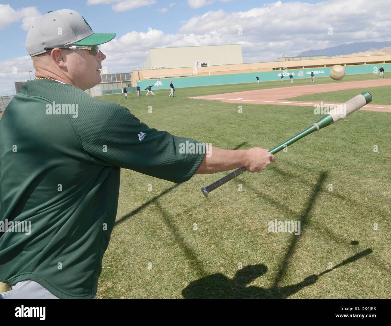 Apr. 7, 2011 - Albuquerque, NM, U.S. - Albuquerque Journal Former ...