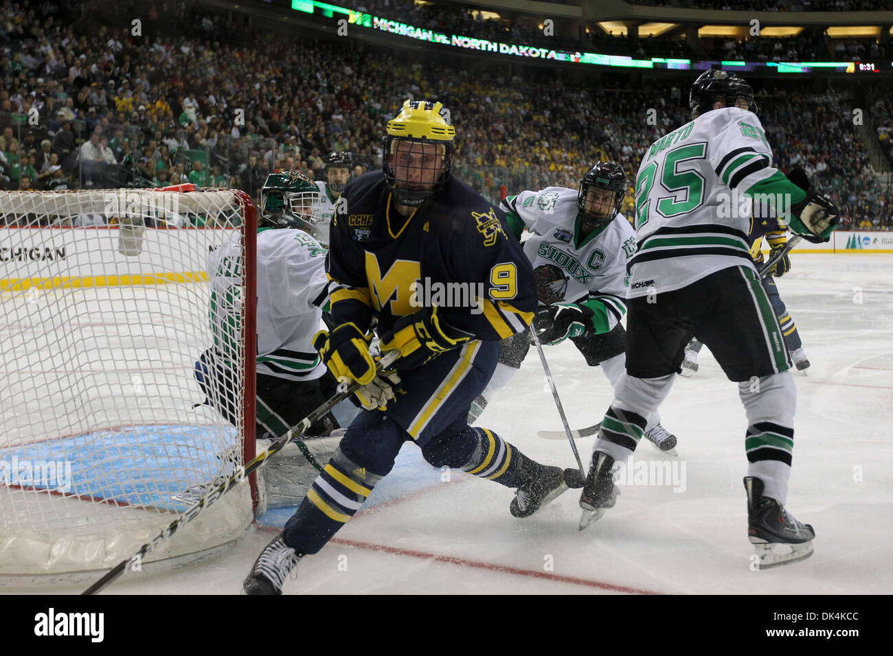 Apr. 7, 2011 - St Paul, Minnesota, U.S - University of Michigan ...
