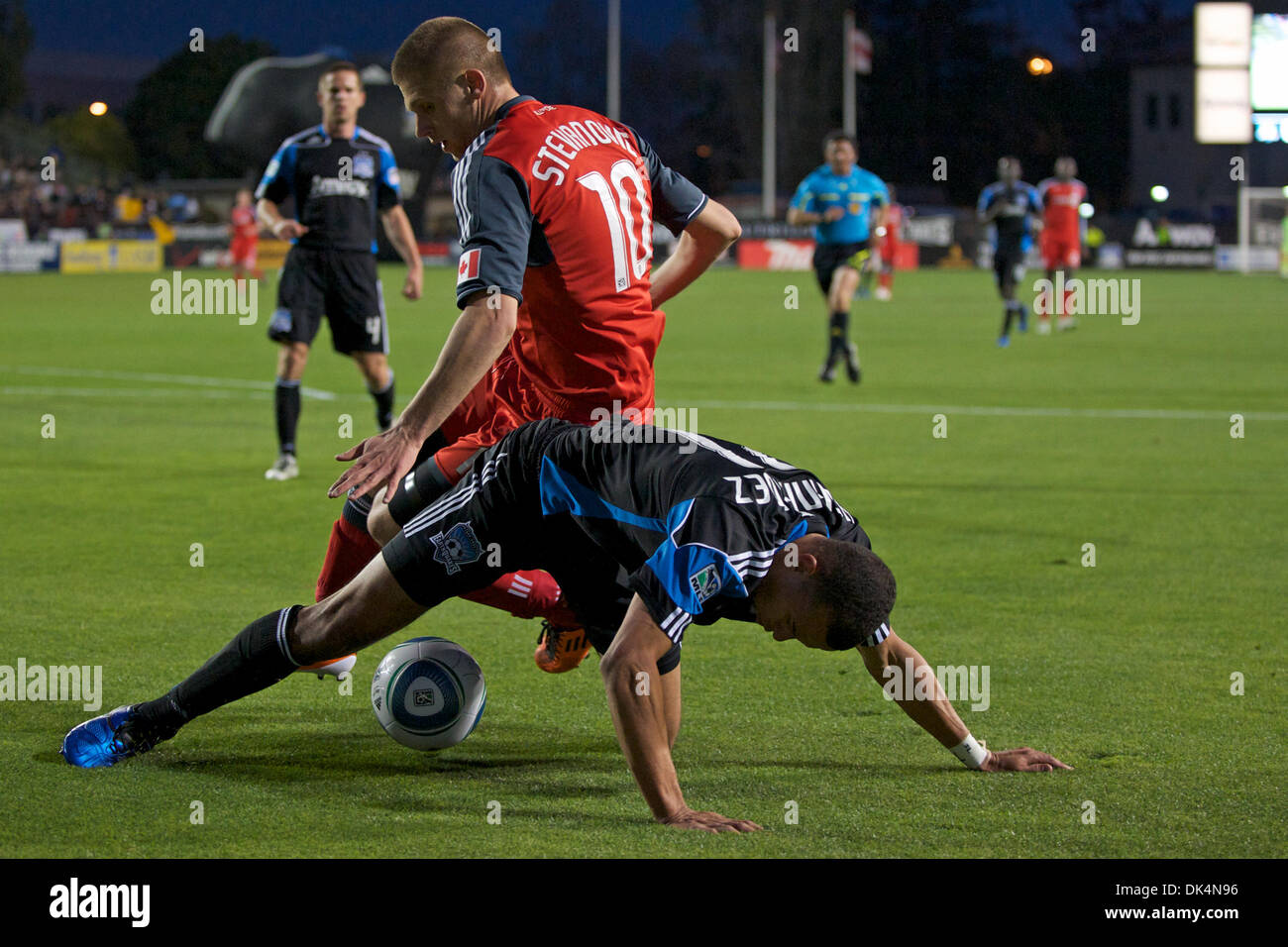 Apr. 9, 2011 - Santa Clara, California, U.S - Toronto FC midfielder ...