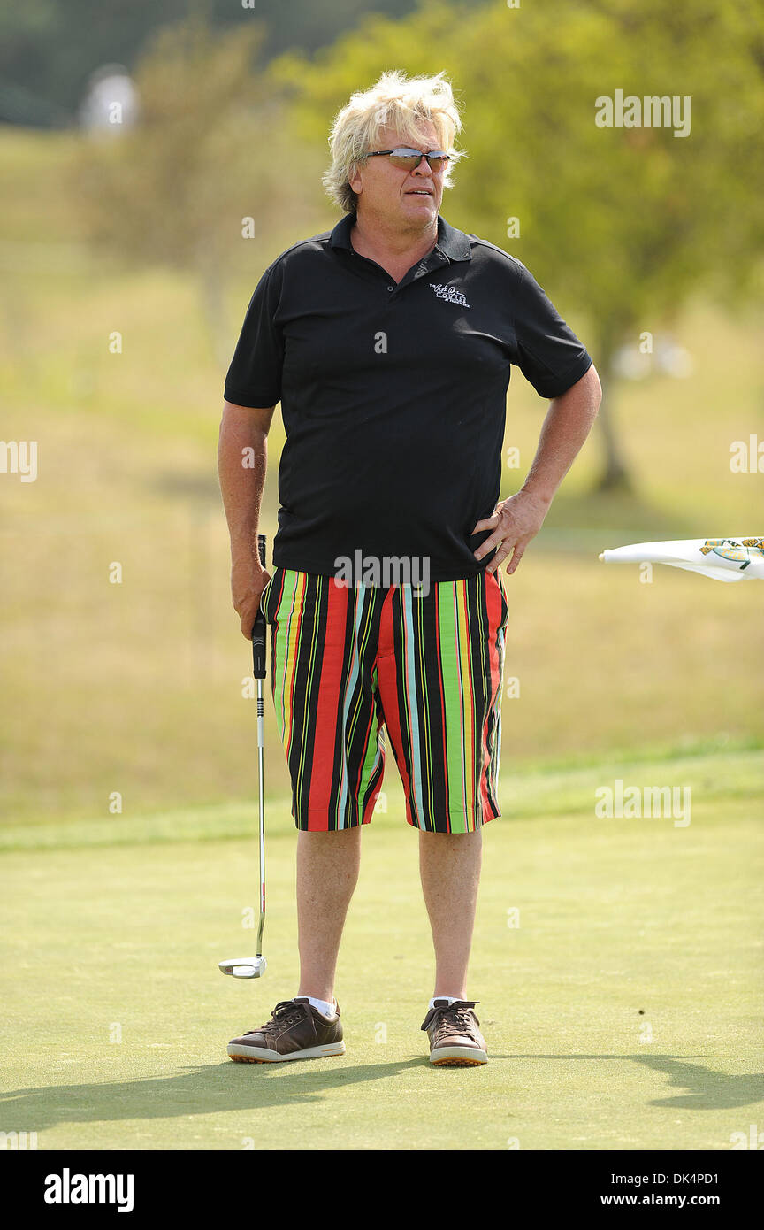 Apr 11, 2011 - Myrtle Beach, South Carolina; USA - Comedian RON WHITE ...