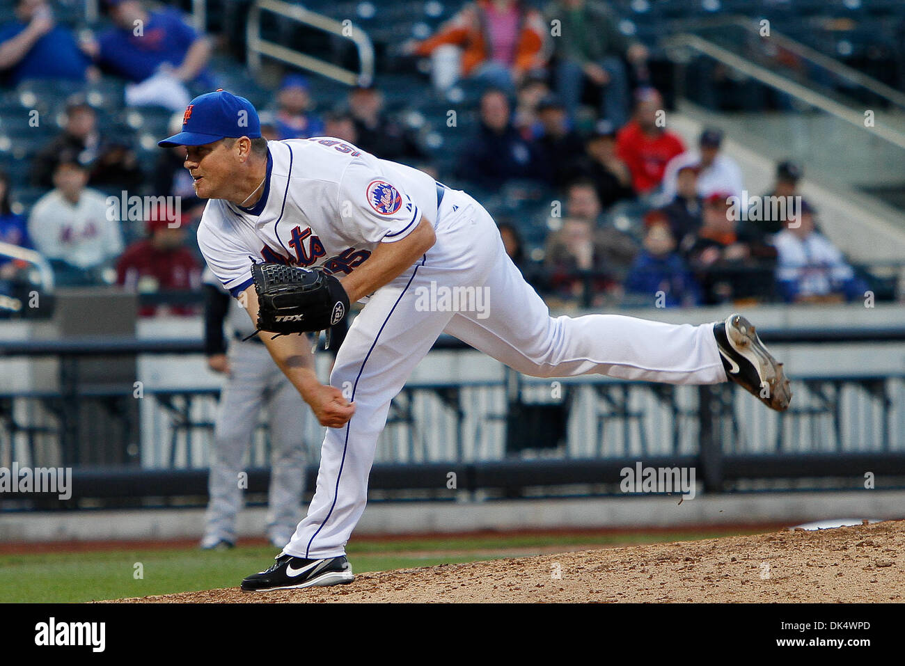 Jason isringhausen hi-res stock photography and images - Alamy