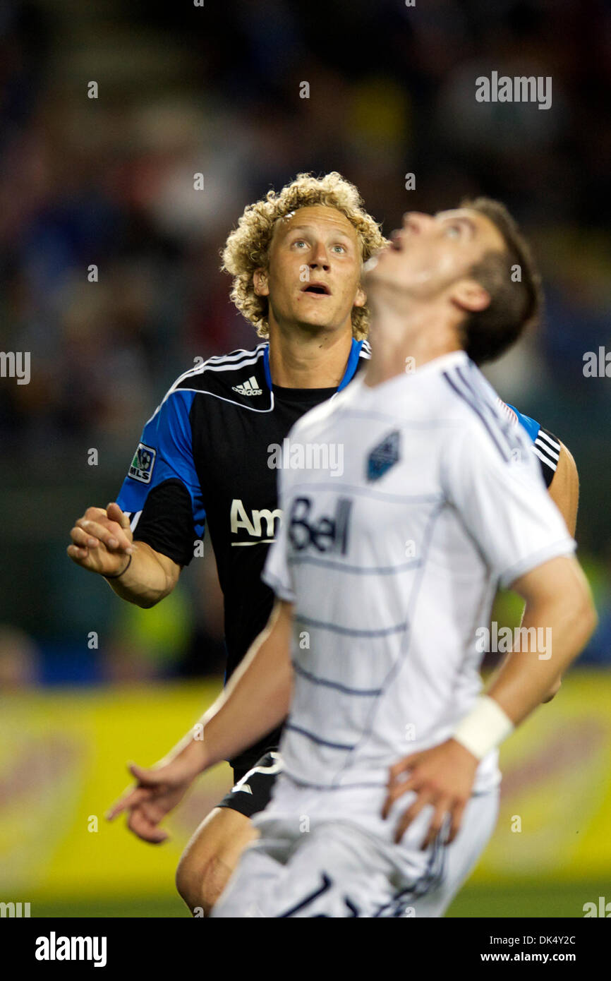 July 20, 2011 - Santa Clara, California, U.S - Earthquakes forward ...