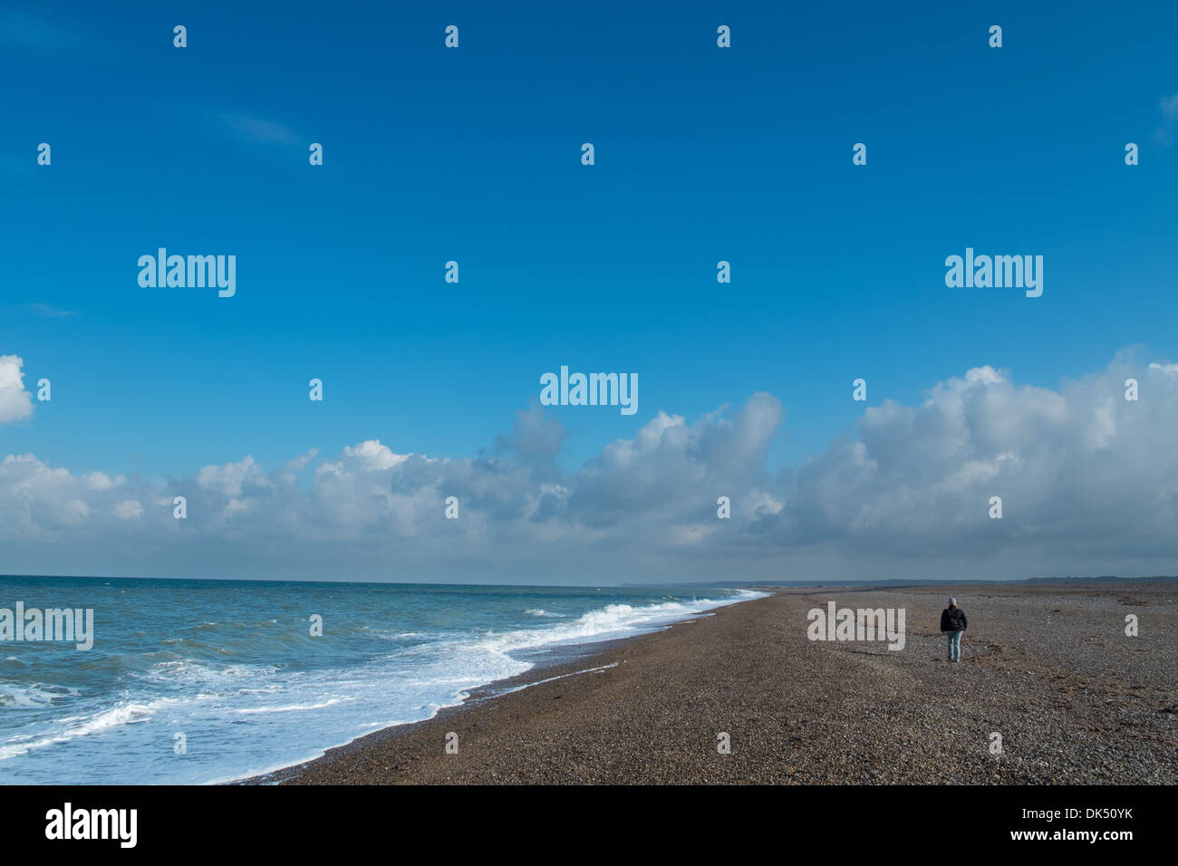 Cley beach norfolk hi-res stock photography and images - Alamy