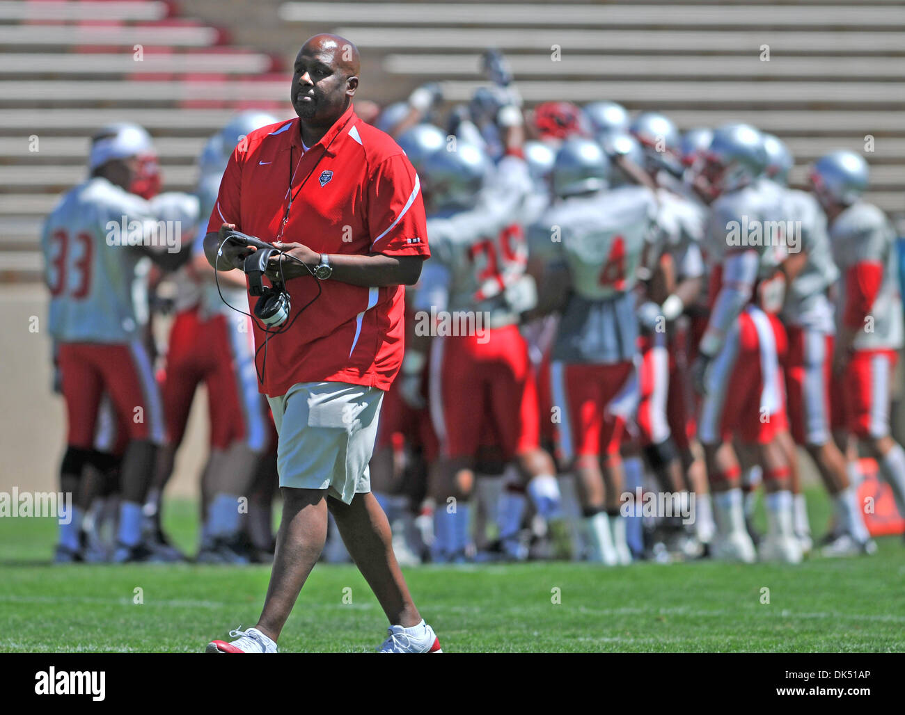 Apr. 17, 2011 - Albuquerque, NEW MEXICO, U.S. - Roberto E. Rosales.Lobo ...