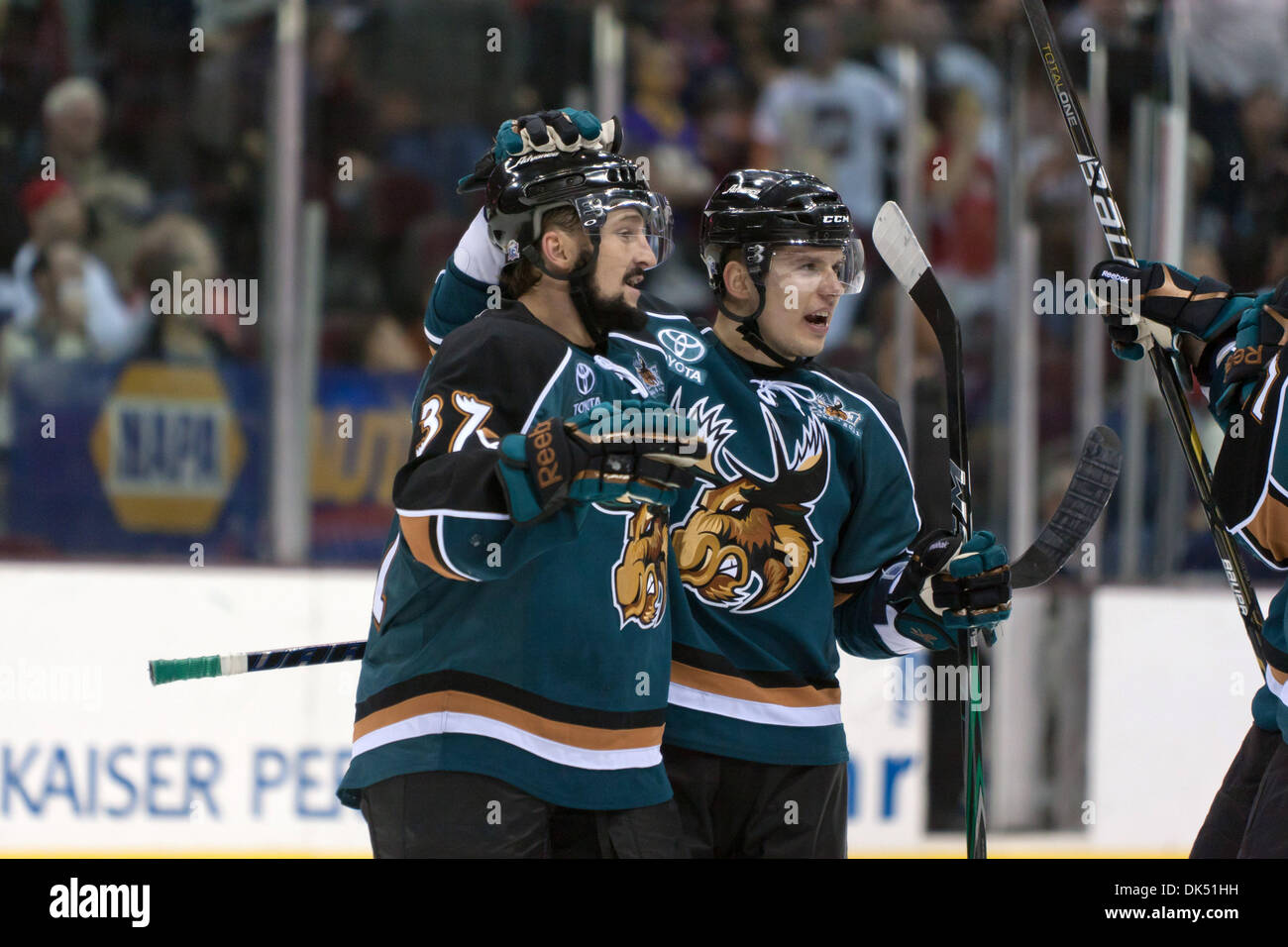 Found a couple of gems while going through my old hockey card ...